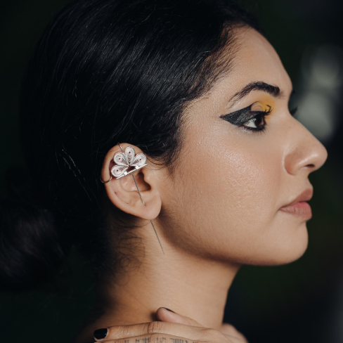 TARKASHI EAR PIN – Baka